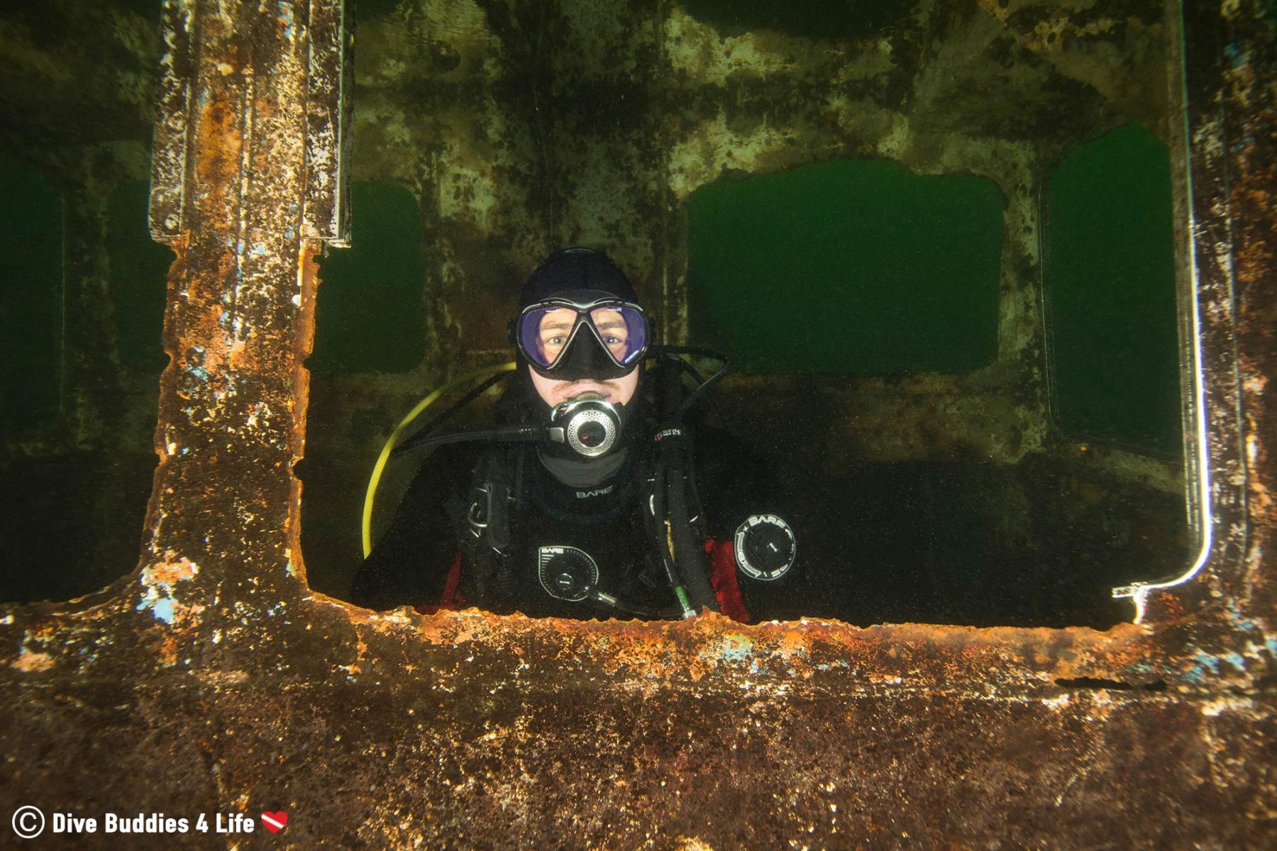 England: Scuba Diving Stoney Cove Quarry | Dive Buddies 4 Life